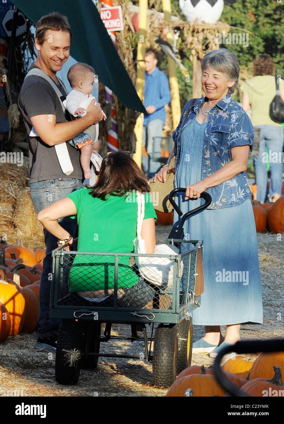 Kim painter and mabel painter lowe hi-res stock photography and images ...