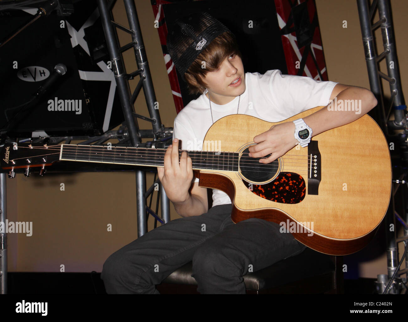 Justin Bieber Canadian singer Justin Bieber Private Performance for ...