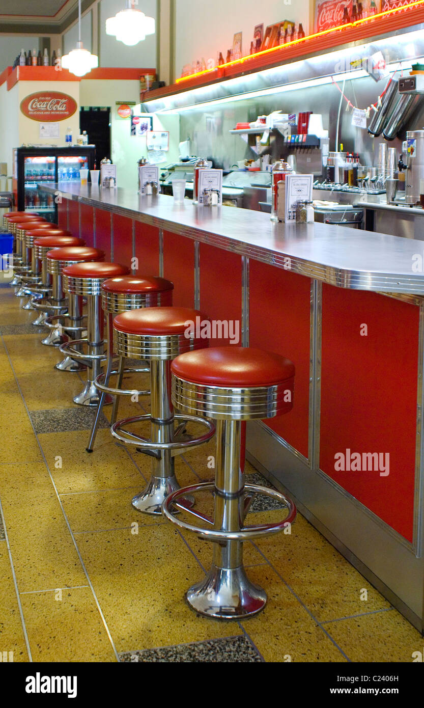 Retro diner seats hi-res stock photography and images - Alamy