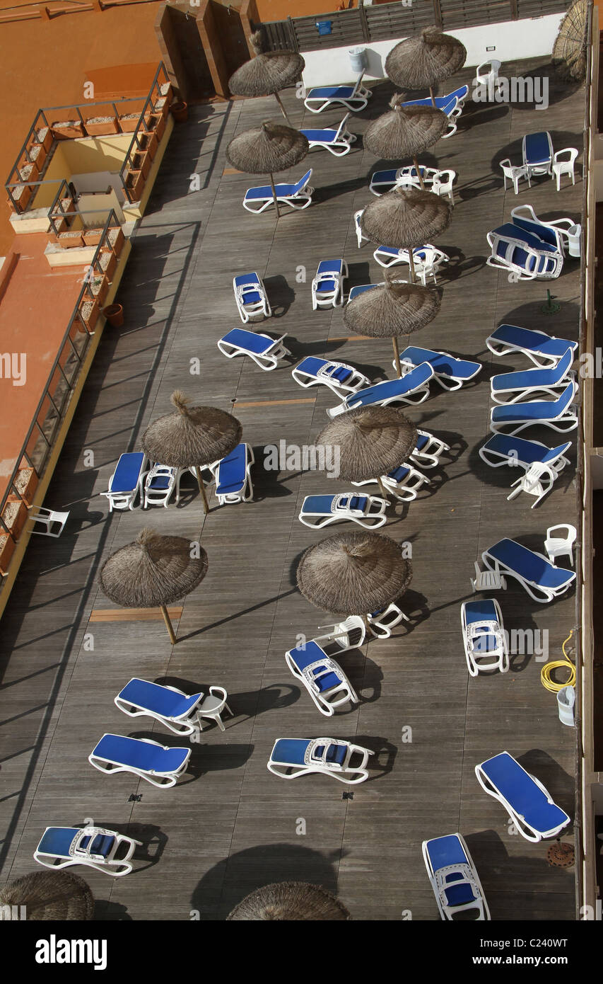 Scattered in beds hi-res stock photography and images - Alamy