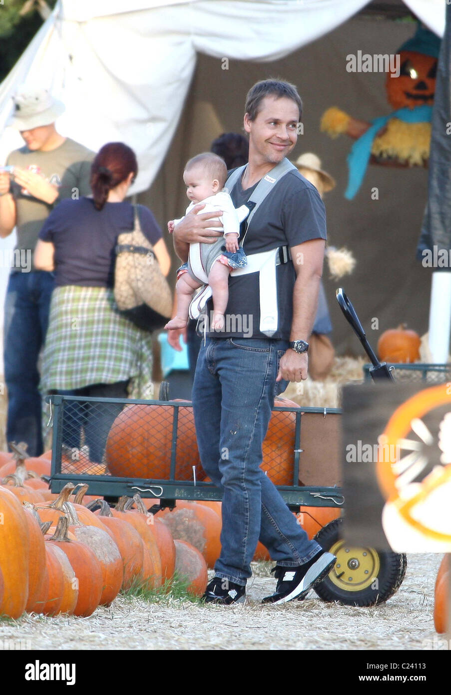 Chad Lowe Daughter Mabel Painter High Resolution Stock Photography and ...