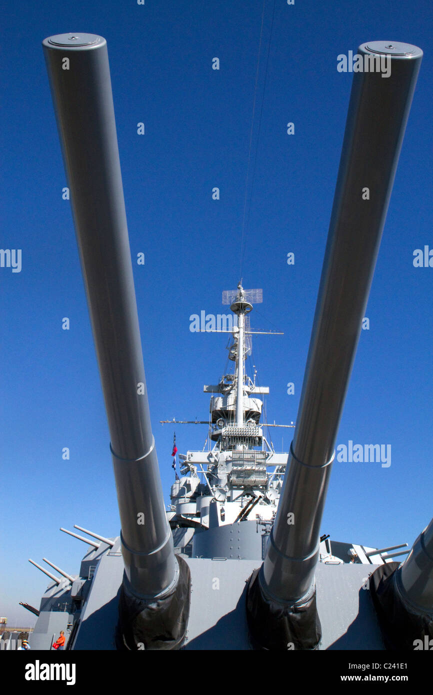 USS Alabama Battleship at Battleship Memorial Park, Mobile, Alabama ...