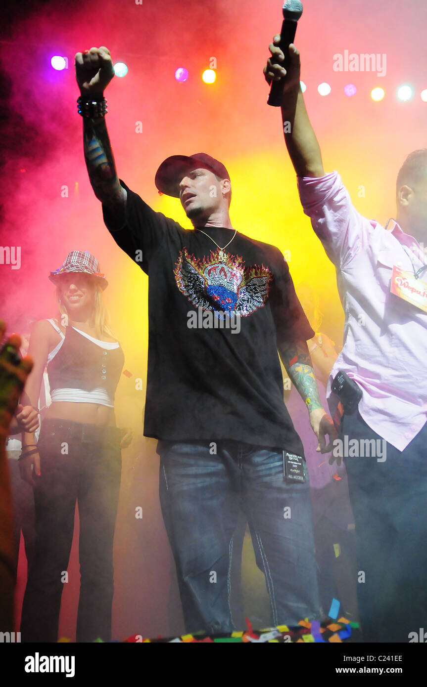 Robert Mathew Van Winkle aka Vanilla Ice performing at the Casanova ...