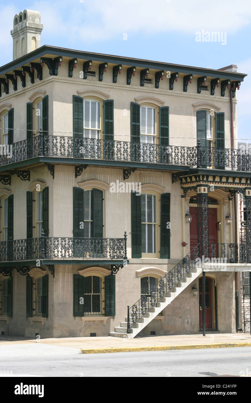 Old, colonial building in Georgia Stock Photo - Alamy