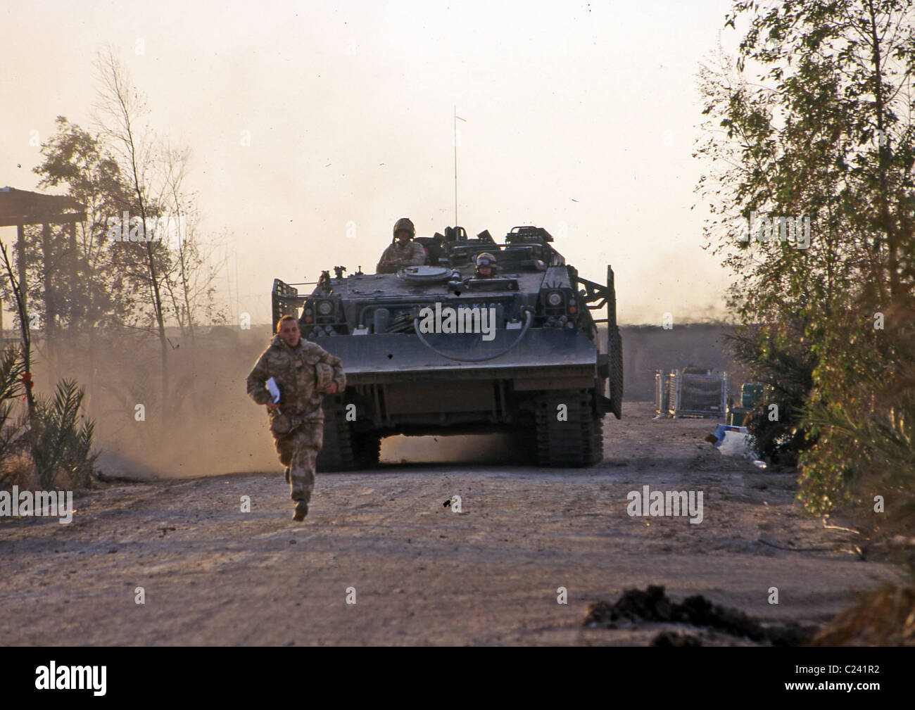 A joint patrol with the British army and the Iraq police force in ...