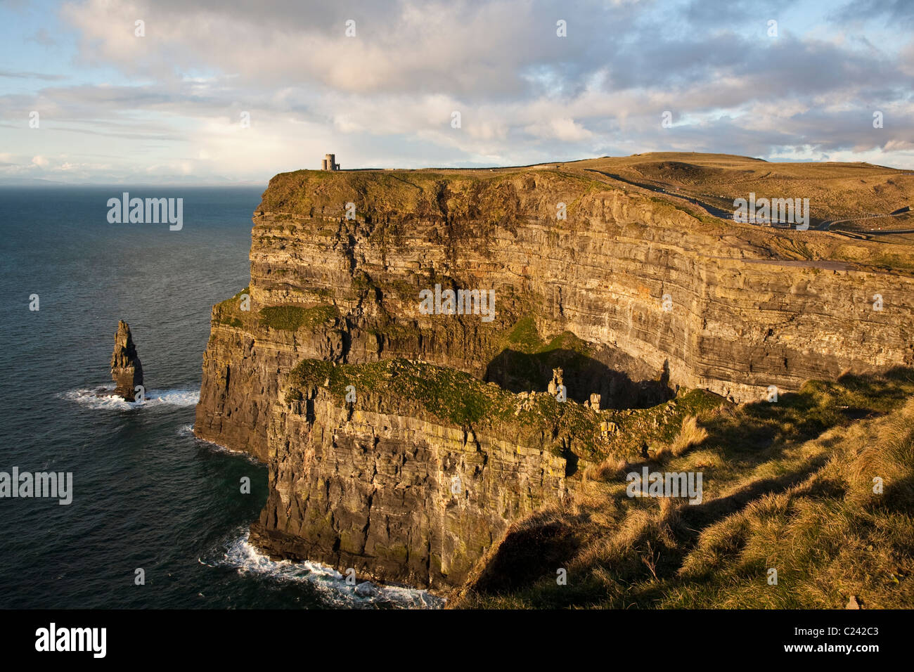 Cliff drop cliffs moher hi-res stock photography and images - Alamy