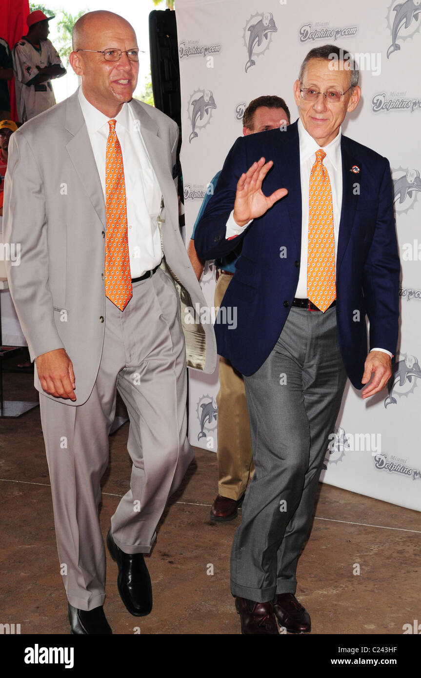 Miami Dolphins CEO, Mike Dee and Miami Dolphins owner Stephen M. Ross ...