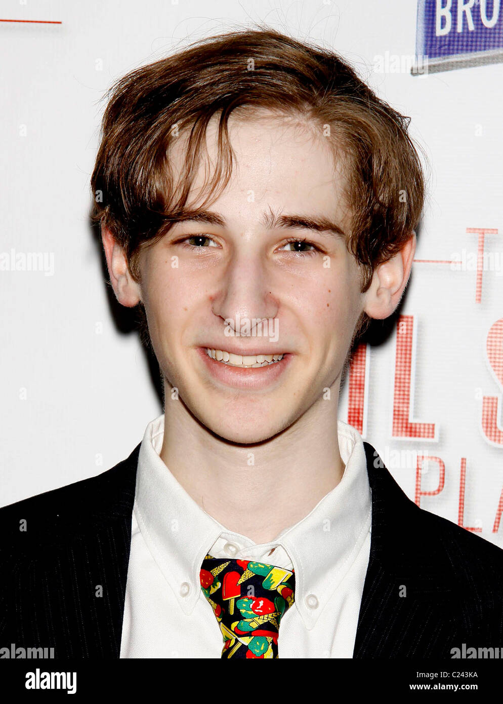 Noah Robbins High Resolution Stock Photography and Images - Alamy