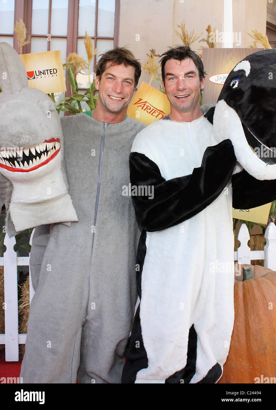 Charlie o’connell and jerry o’connell hi-res stock photography and ...