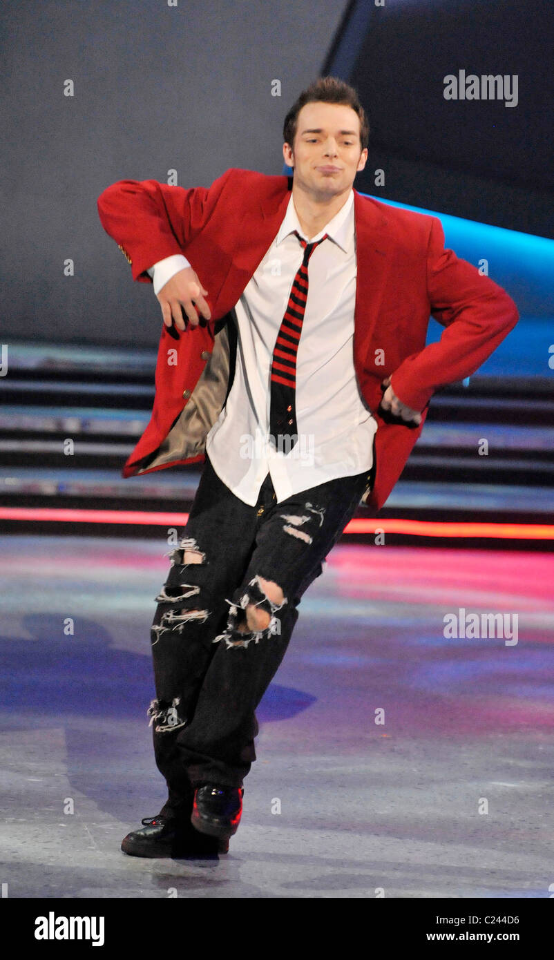 Seasons finale hi-res stock photography and images - Alamy