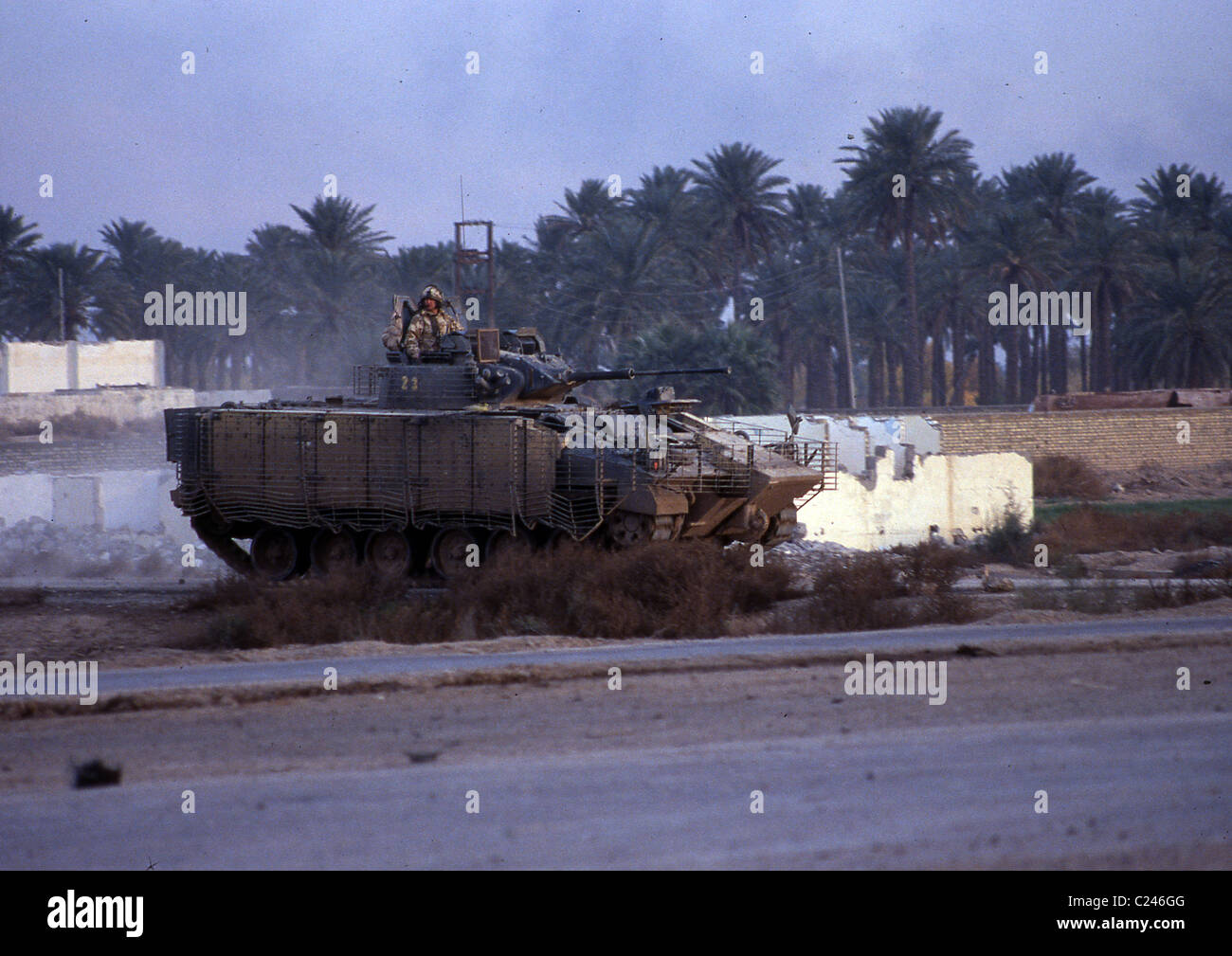 British micv 80 worrier aps hi-res stock photography and images - Alamy