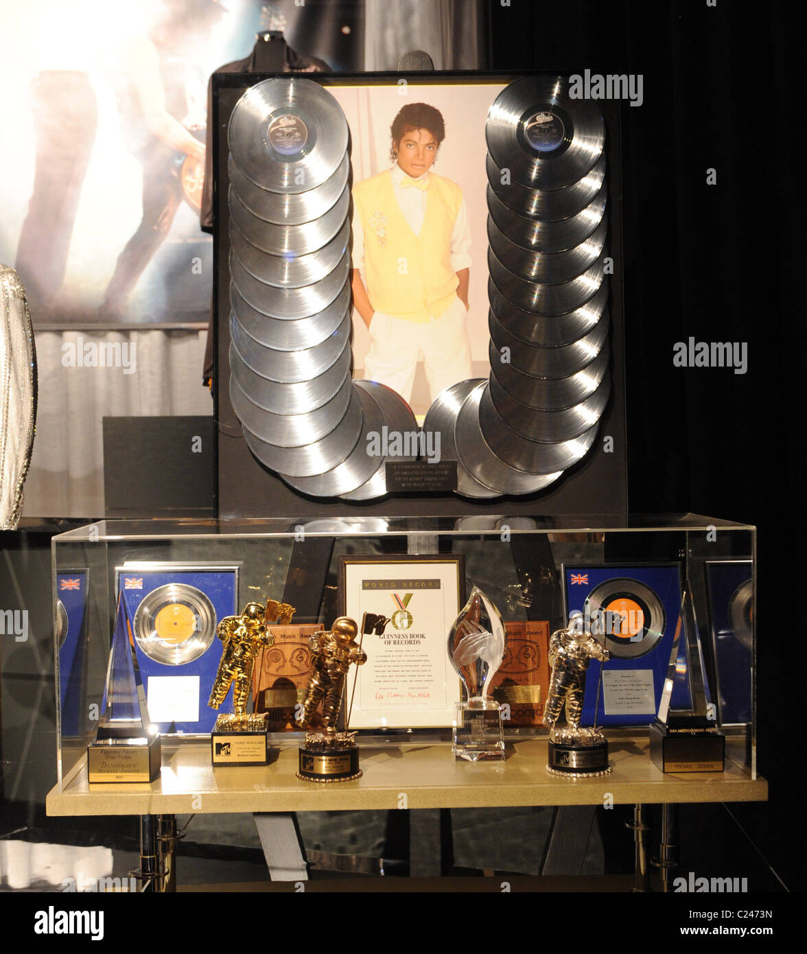 Michael jacksons exhibition o2 arena hi-res stock photography and ...