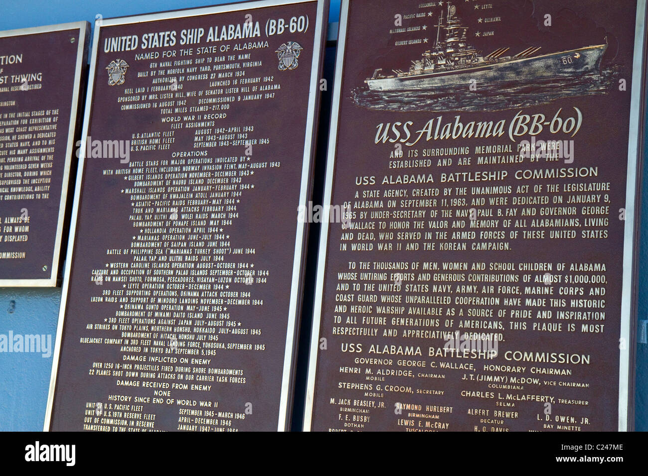 Battleship memorial park sign hi-res stock photography and images - Alamy