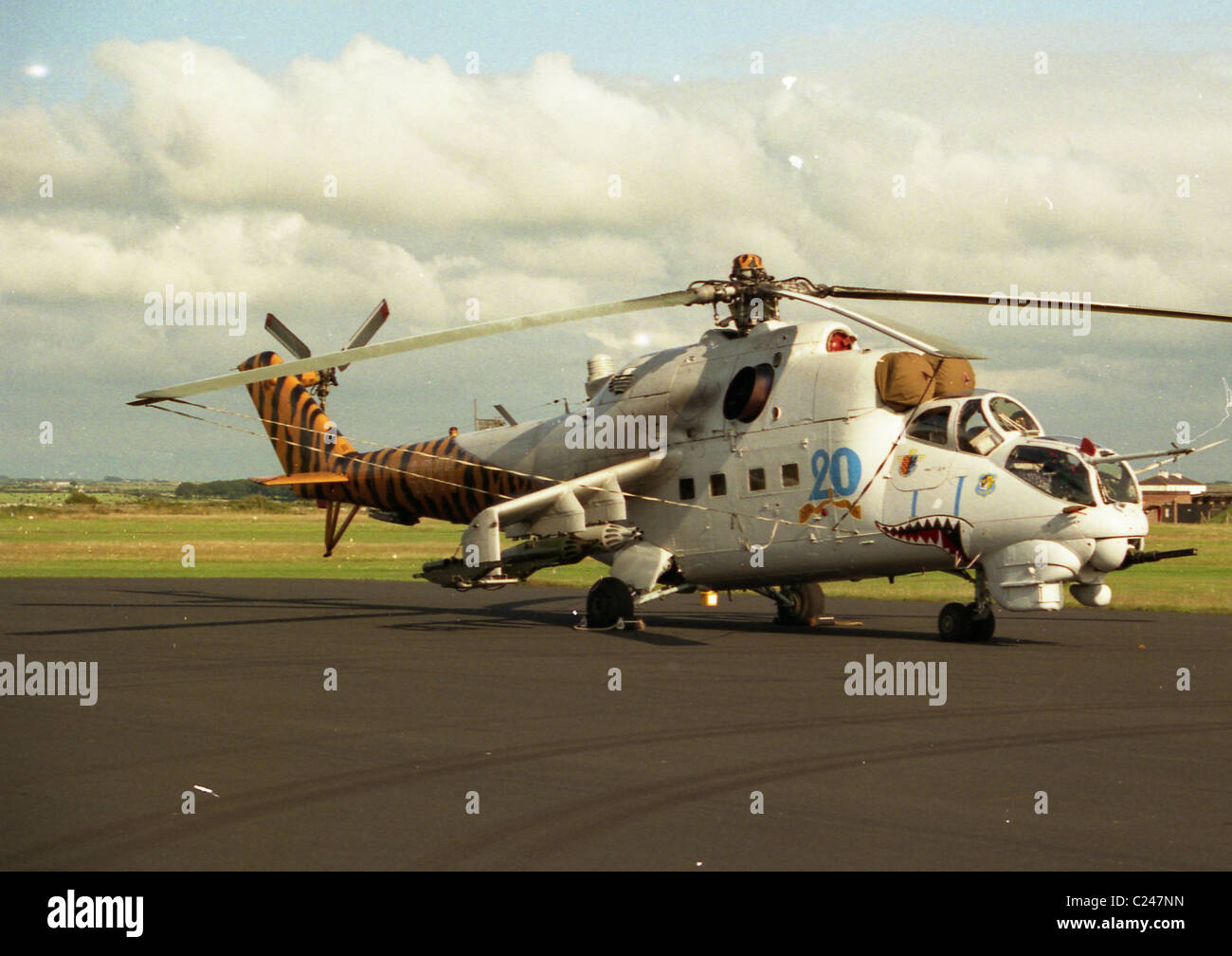 Hind e helicopter hi-res stock photography and images - Alamy