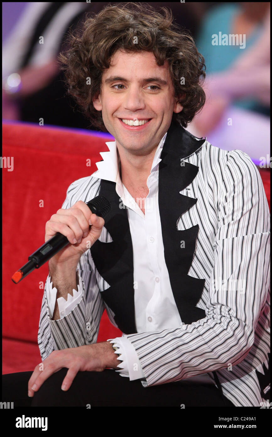 Singer Mika appears on the French television show "Vivement Dimanche ...