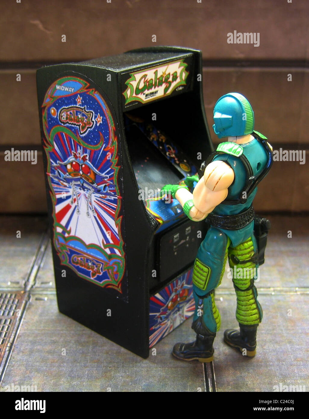 Arcade cabinets hi-res stock photography and images - Alamy