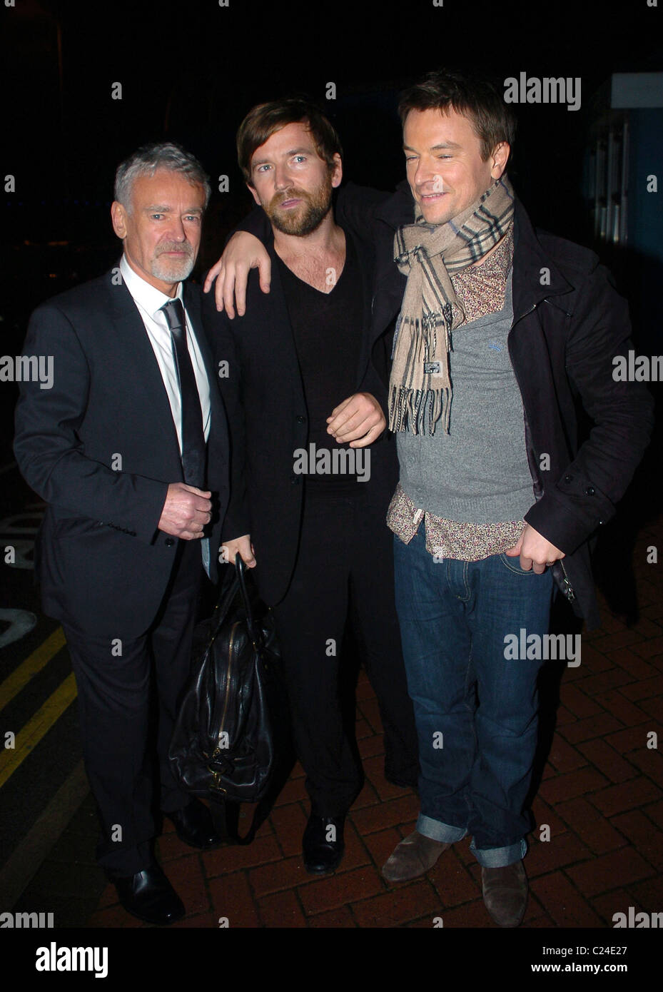 Craig Kelly and Dean Lennox arrive back at their hotel after attending ...