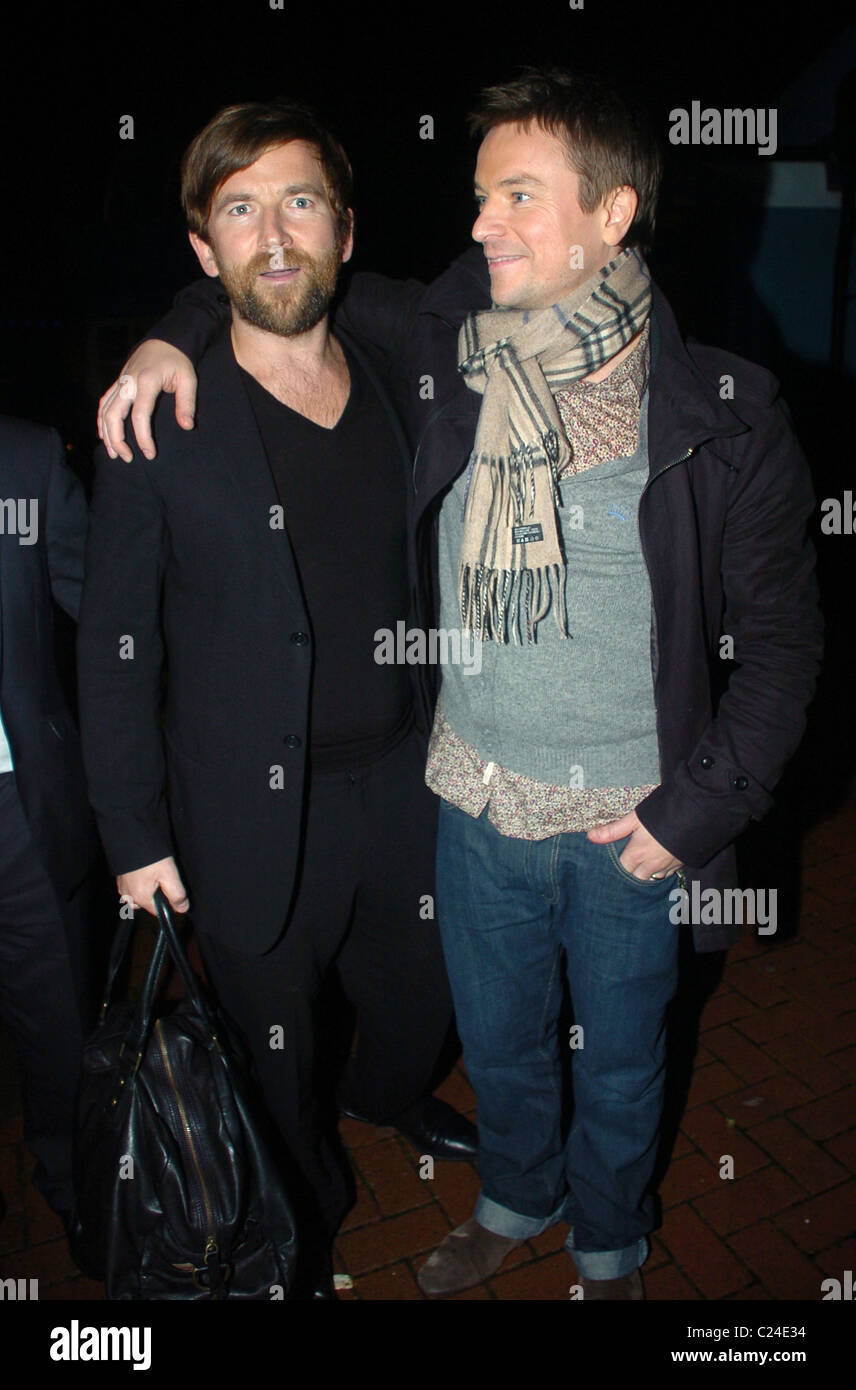 Craig Kelly and Dean Lennox arrive back at their hotel after attending ...