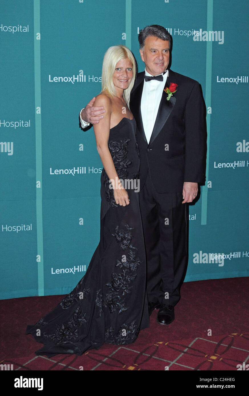 Lizzie grubman chris stern lenox hi-res stock photography and images ...