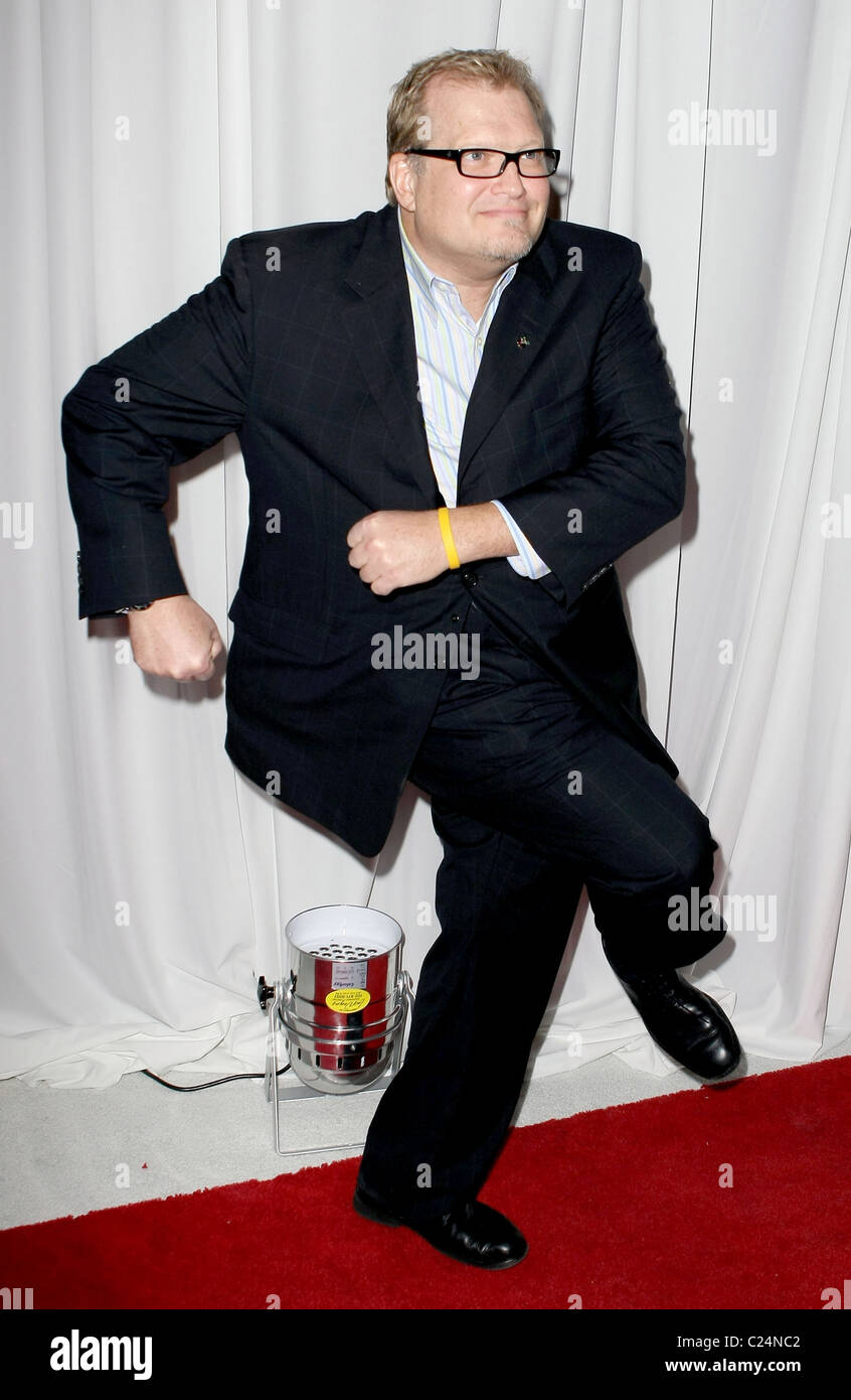 Drew carey wayne newtons new hi-res stock photography and images - Alamy