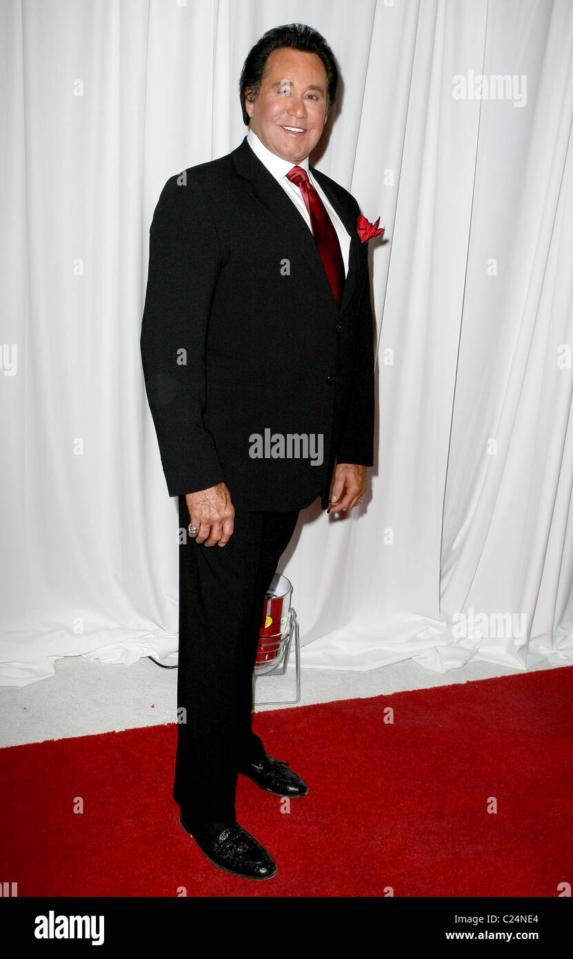 Wayne Newton Mr Las Vegas, Wayne Newton's new show "Once Before I Go ...