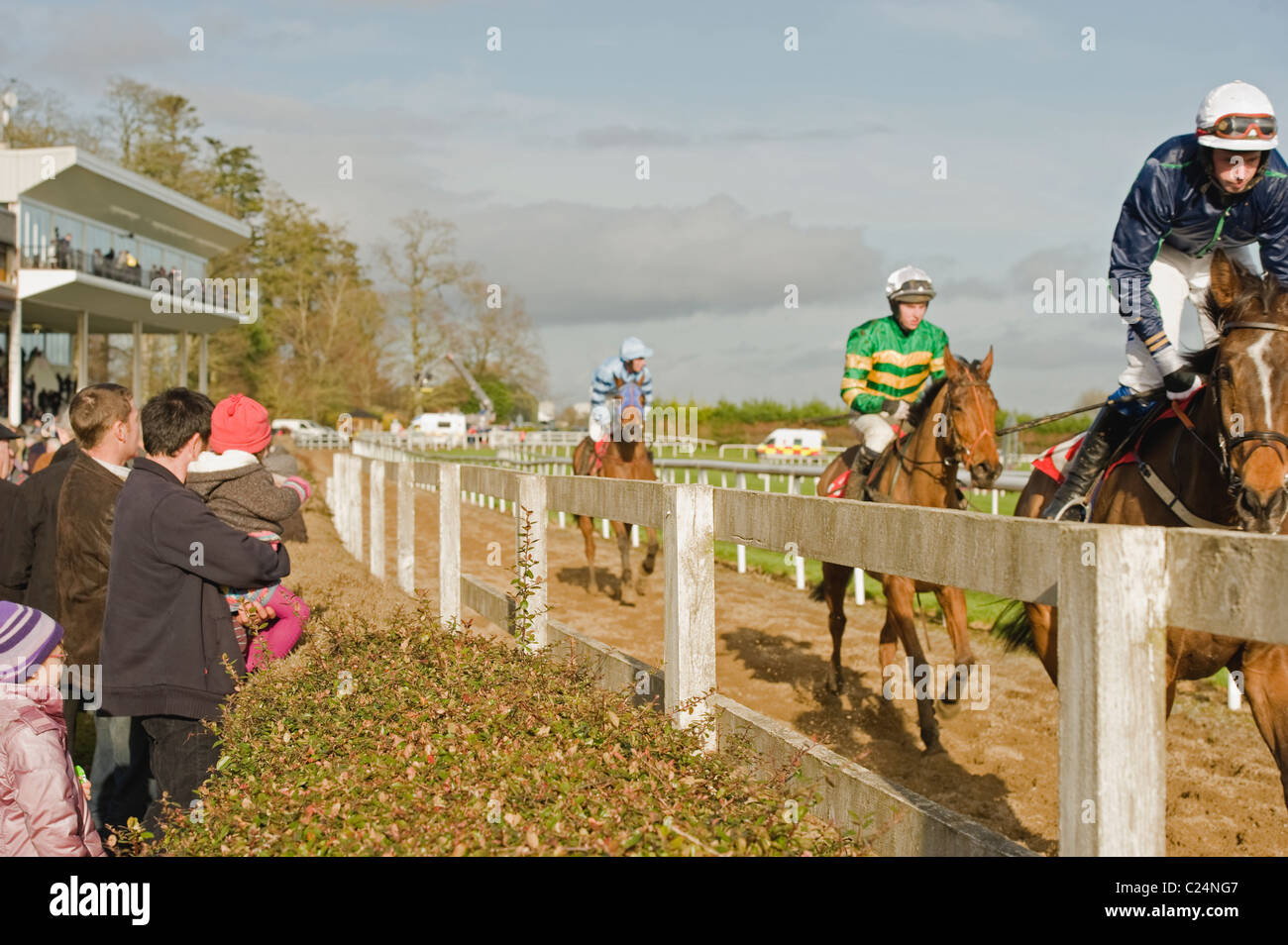 Ireland horse racing hi-res stock photography and images - Alamy