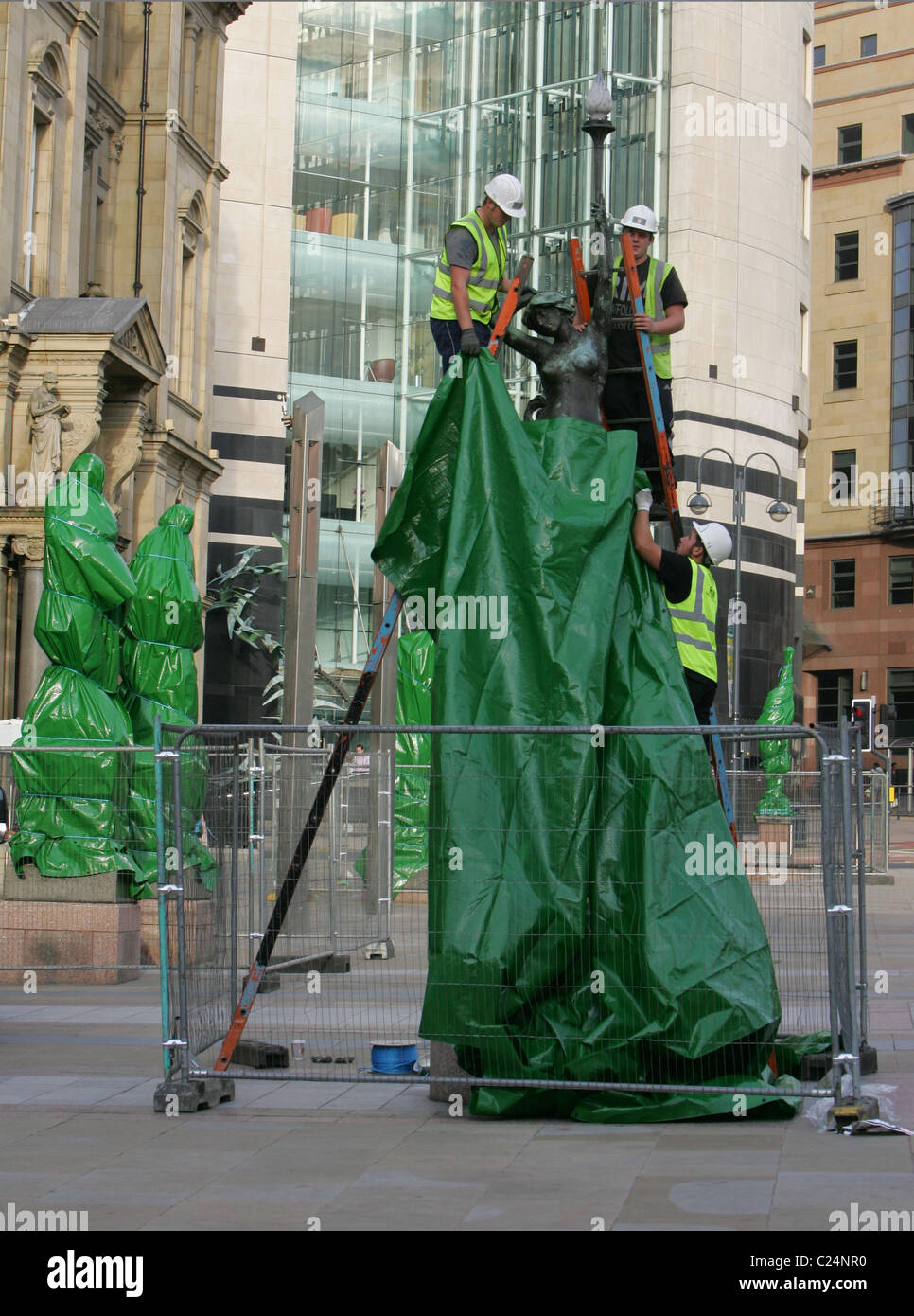 English Defence League (EDL) Demonstration - Peaceful protesting ...