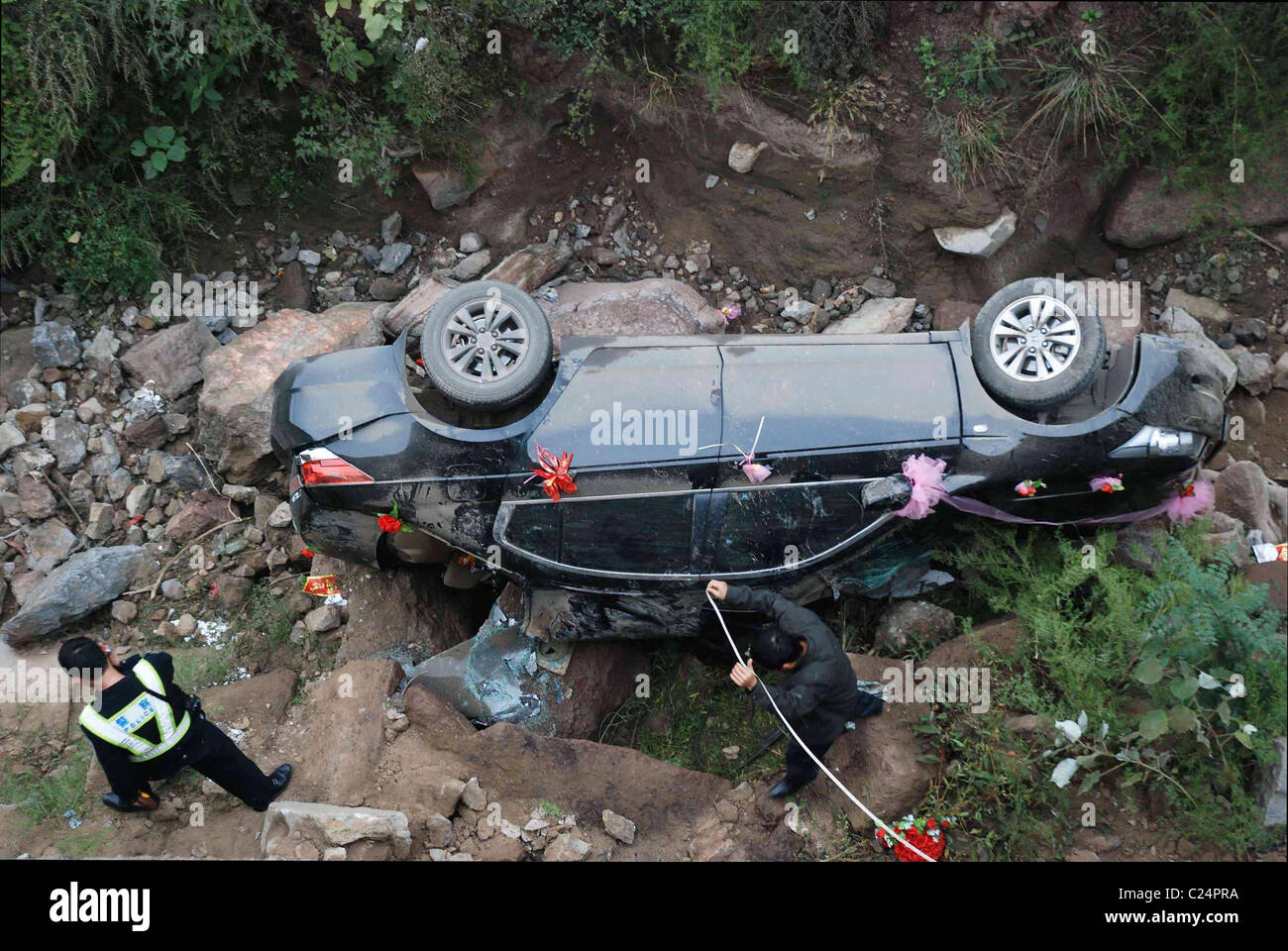 Bride killed in wedding crash A Bride died and four passengers ...