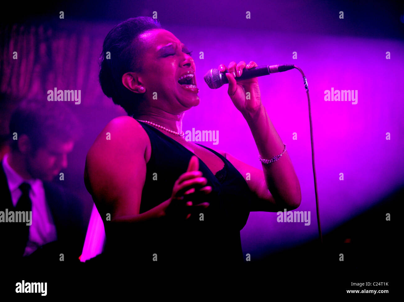 Dee c lee hi-res stock photography and images - Alamy