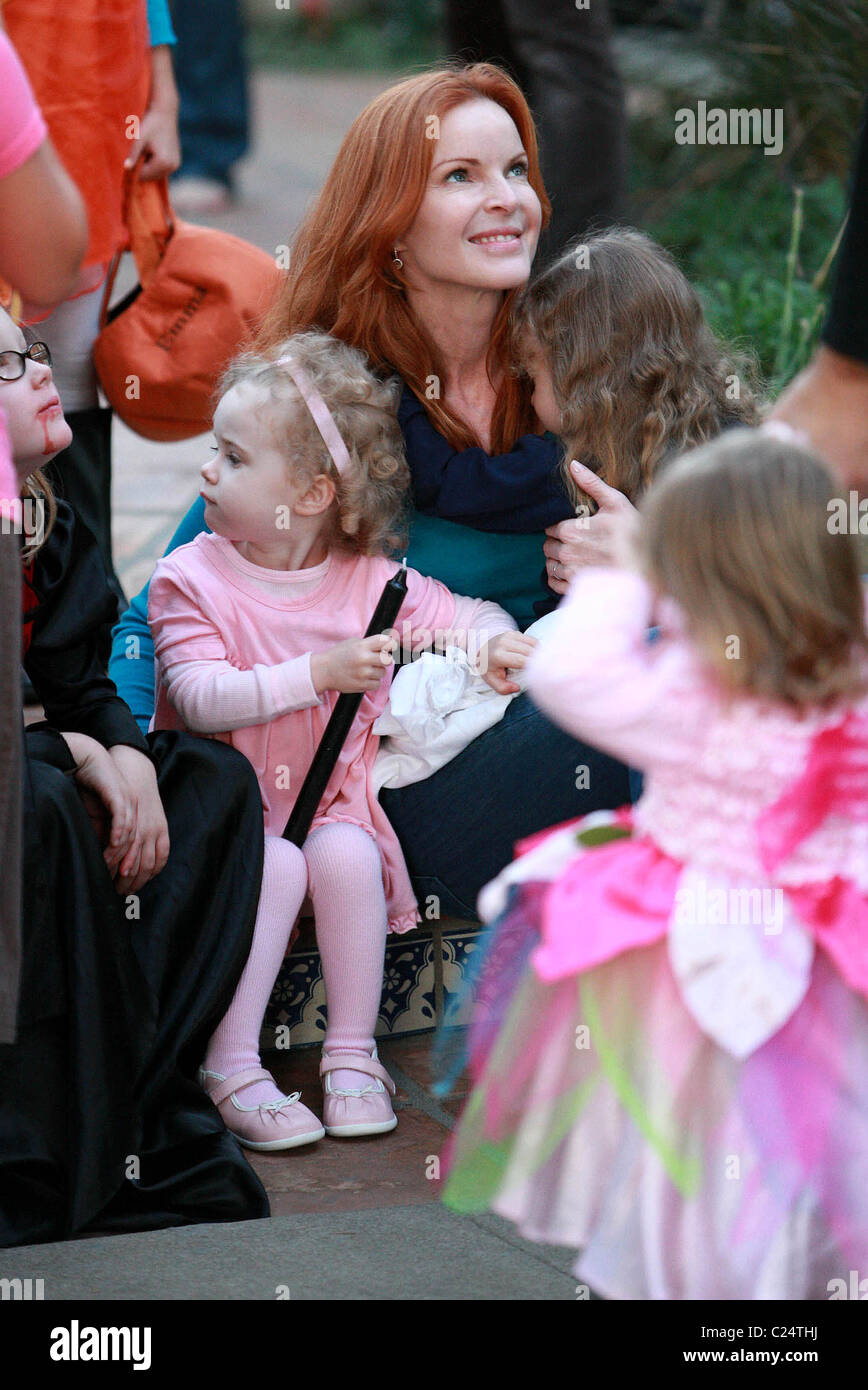 Children marcia cross hi-res stock photography and images - Alamy