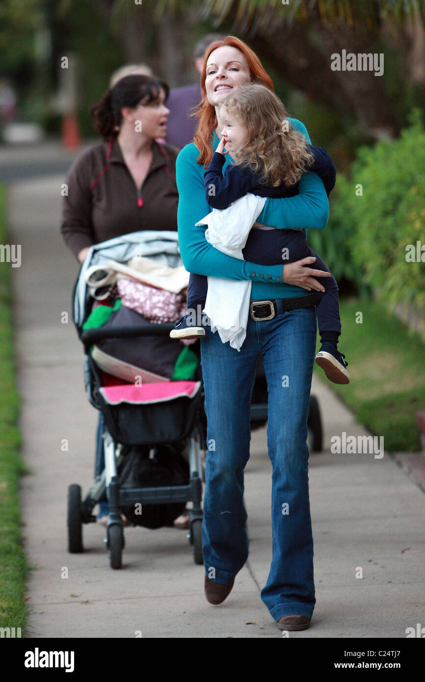 Marcia Cross and her daughter Savannah Marcia Cross and husband Tom ...
