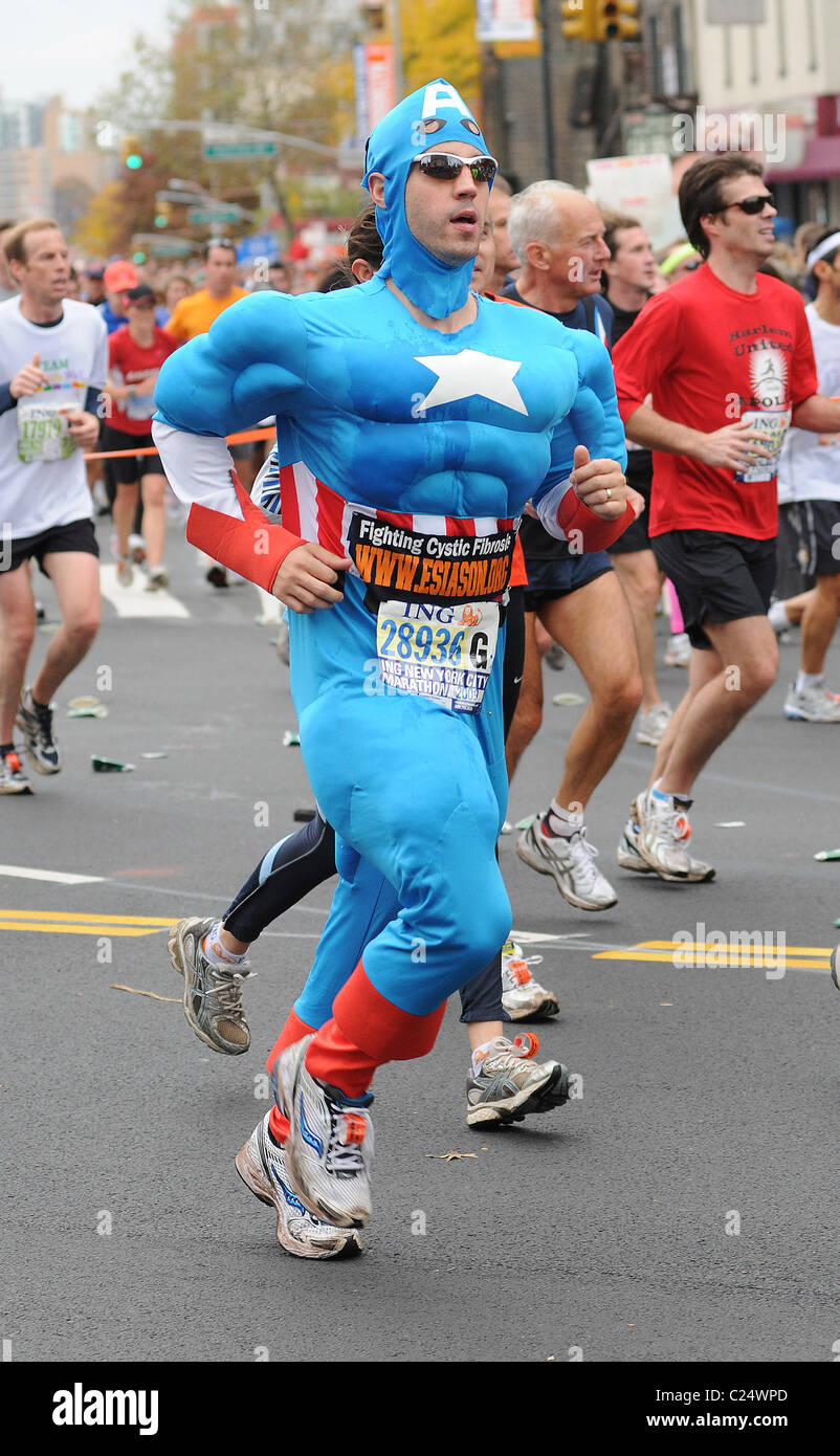 Captain America runner The ING New York City Marathon New York City ...