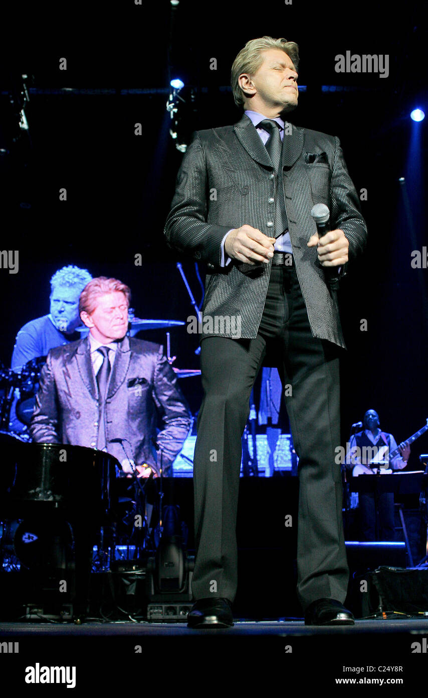 Peter Cetera 'David Foster And Friends' perform in concert at the ...