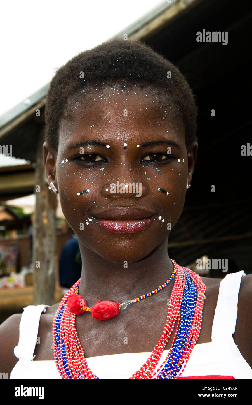 Portrait of a beautiful Peul woman taken in north Benin near the border ...