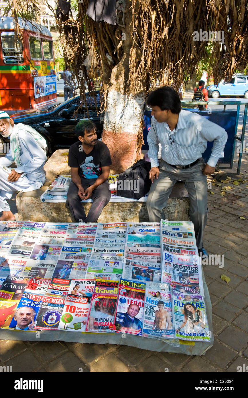 India newspaper magazine hi-res stock photography and images - Alamy