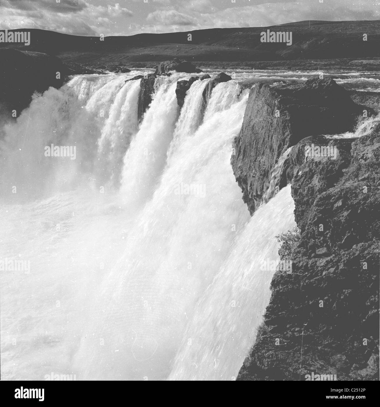 Iceland, 1950s. Picture of a waterfall Stock Photo - Alamy