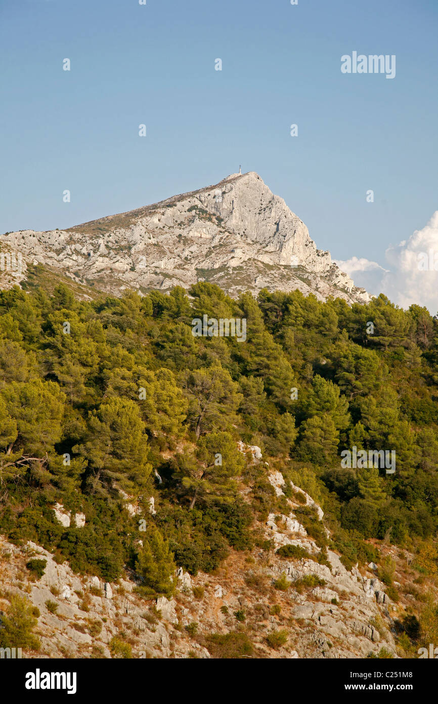 Sainte victoire cezanne hi-res stock photography and images - Alamy