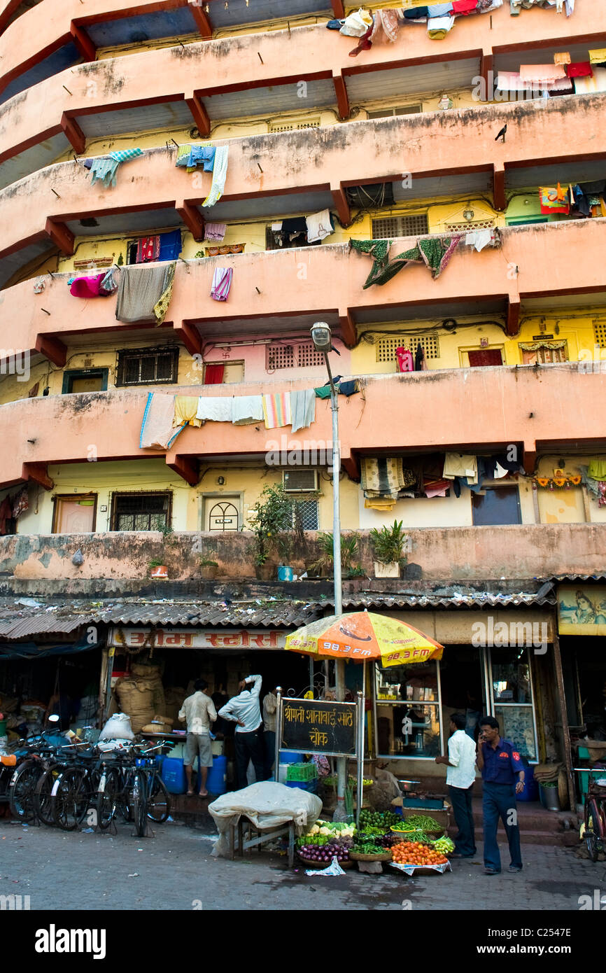 Poor area near Colaba, Mumbai, India Stock Photo - Alamy