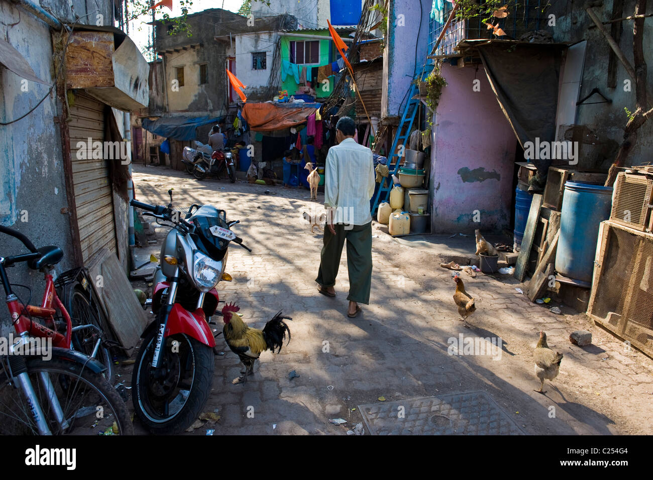 Poor area near colaba mumbai hi-res stock photography and images - Alamy