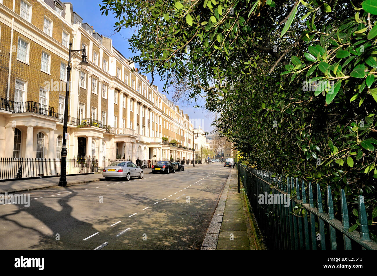 Terraced houses in Eaton Square, Belgravia ,London England UK Stock ...