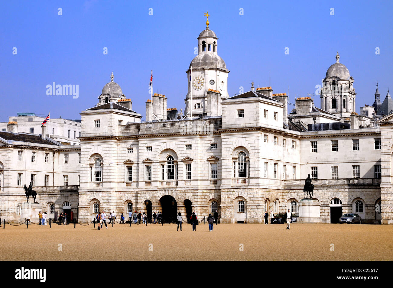 Horse guards parade ground hi-res stock photography and images - Alamy
