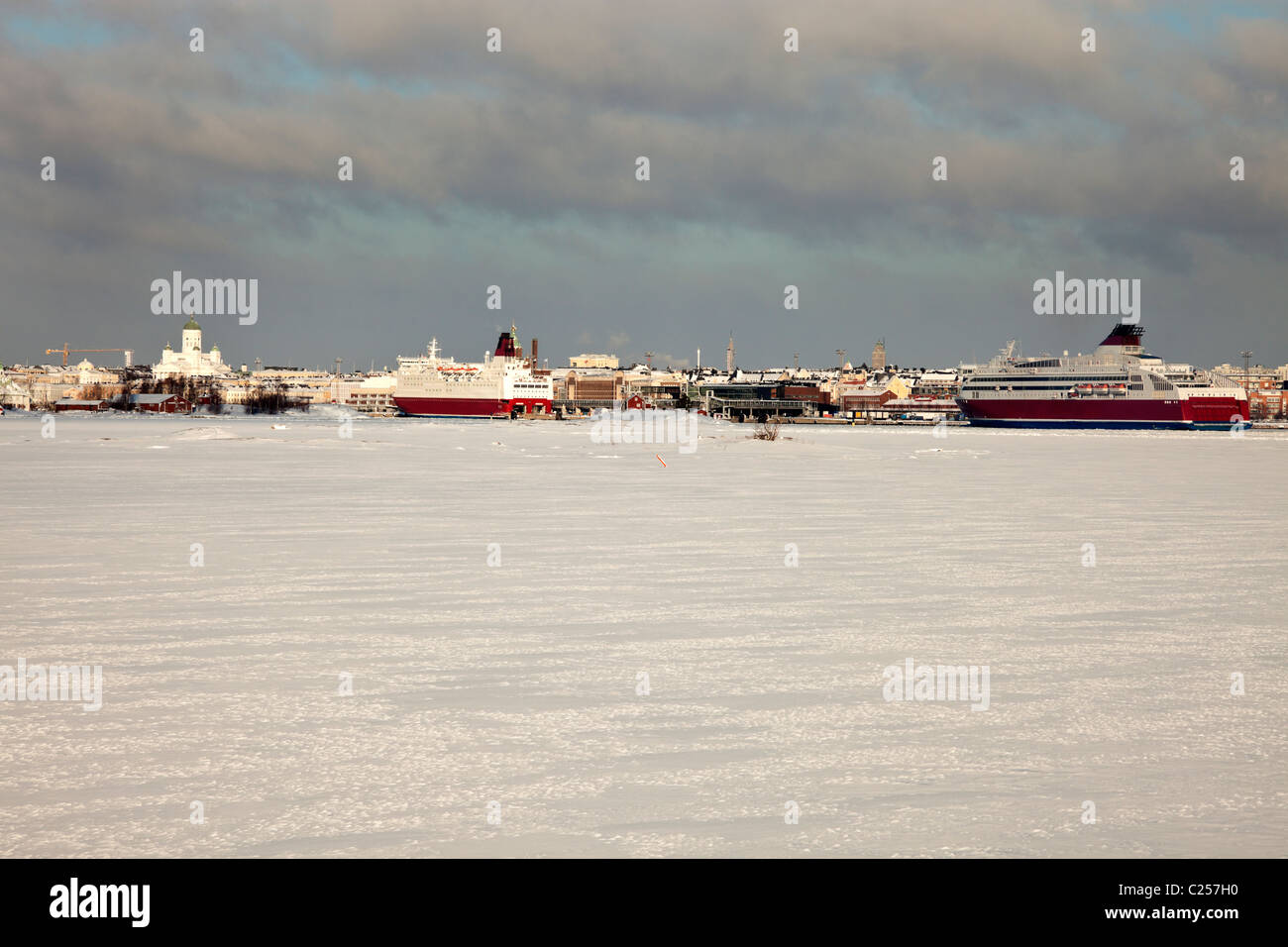 Helsinki Harbour Winter High Resolution Stock Photography and Images ...