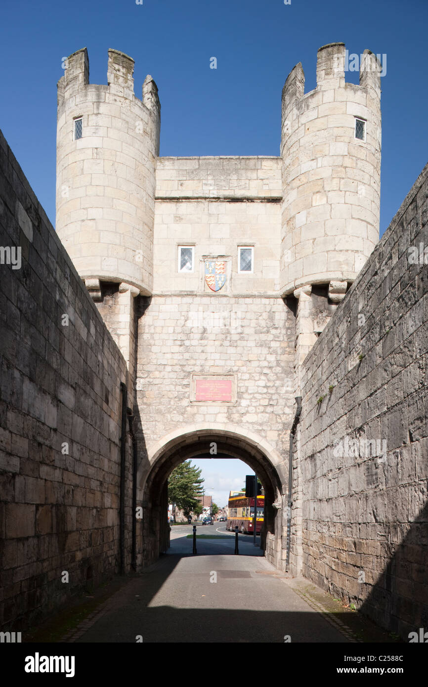 The gateway at Walmgate Bar in York City, East Yorkshire Stock Photo ...