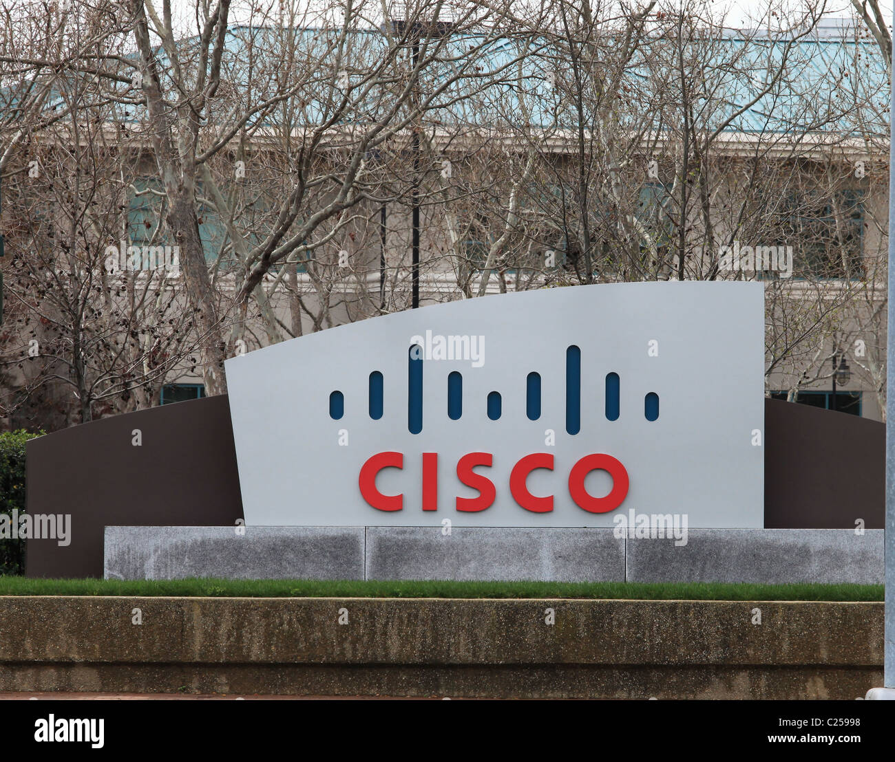 CISCO COMPANY SIGN & LOGO SILICON VALLEY TECH COMPANY 31 March 2011 ...