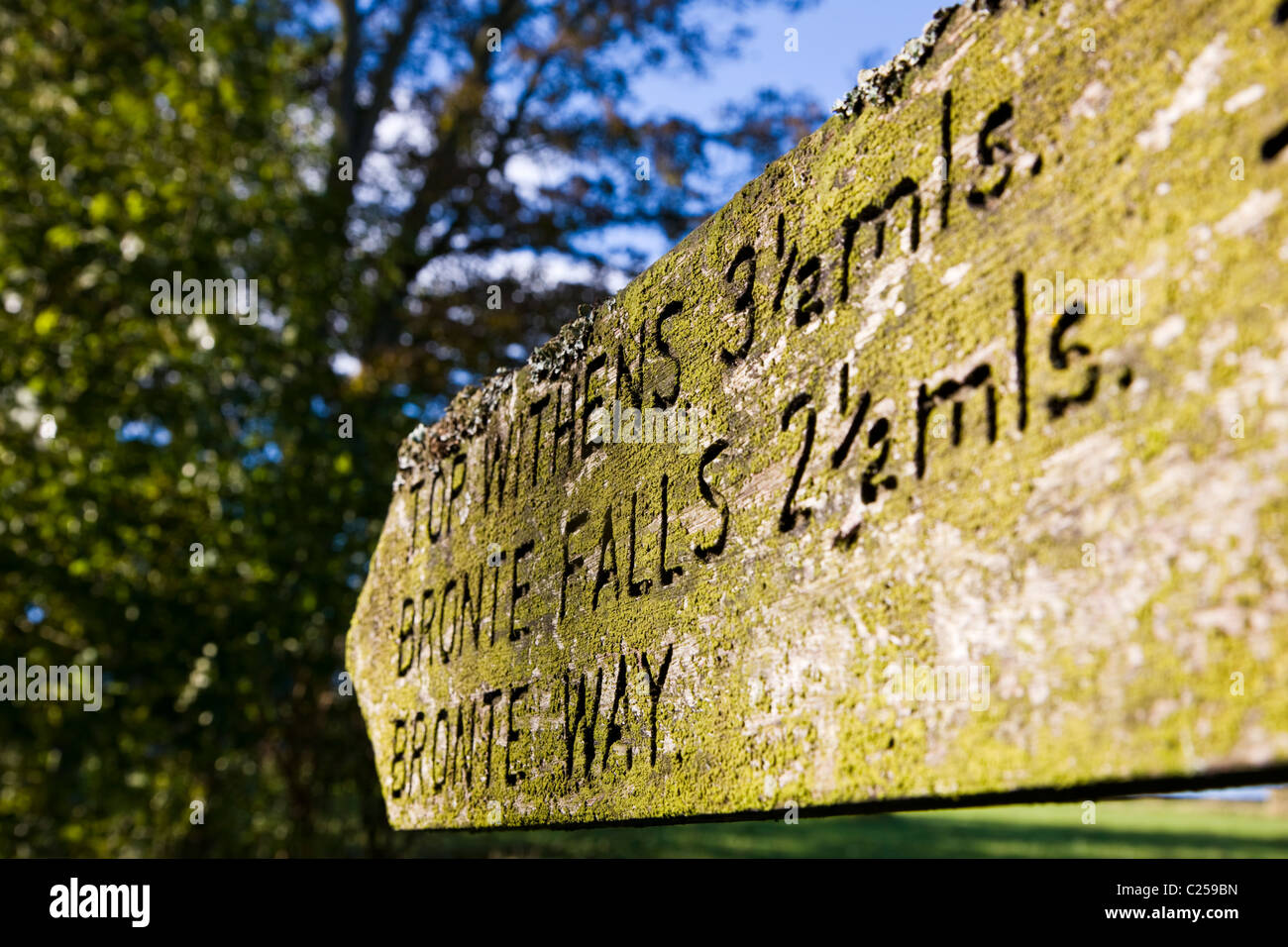 Signpost on the Bronte Way Stock Photo - Alamy