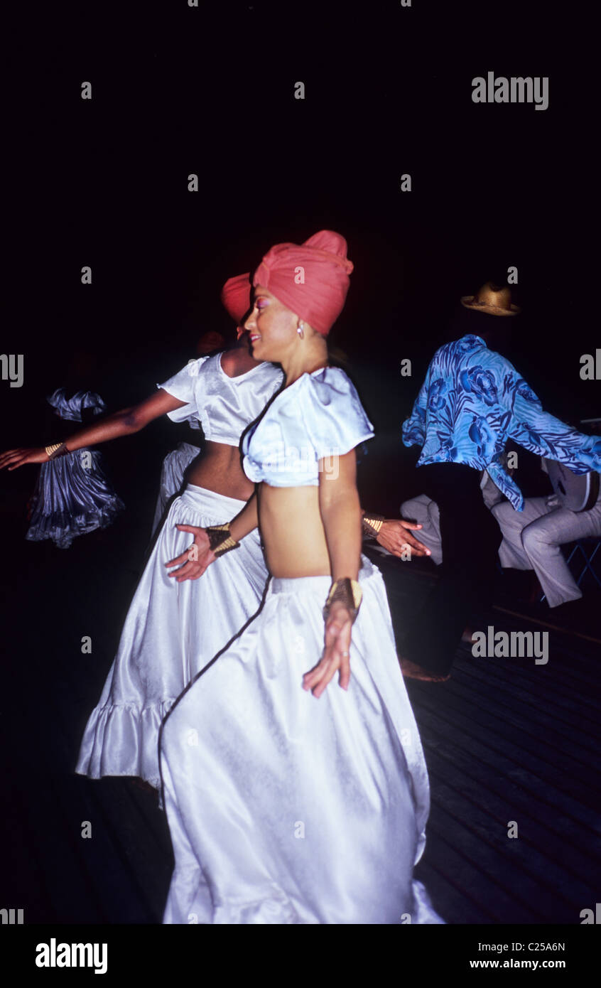 Sega dance mauritius hi-res stock photography and images - Alamy