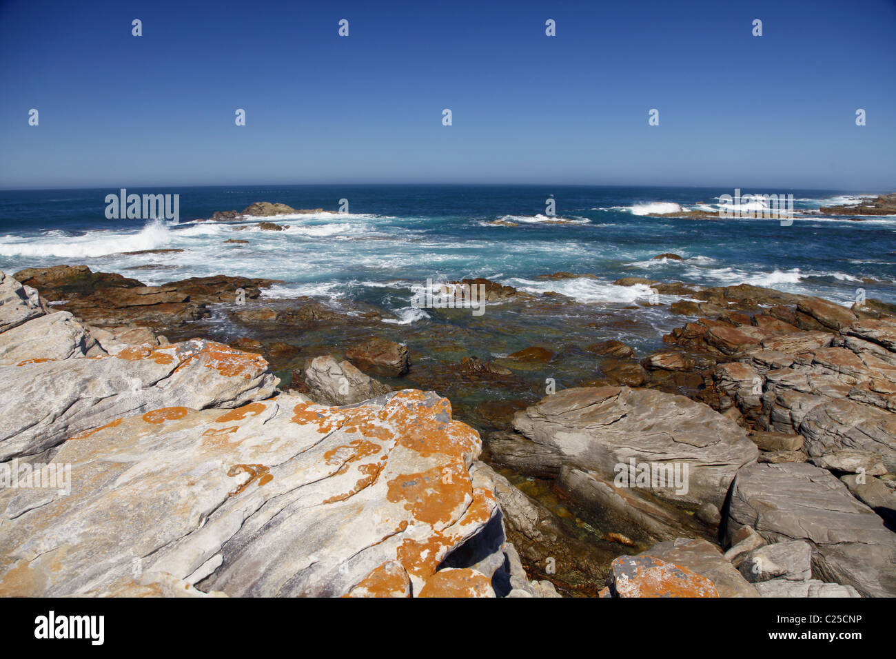 GINGER ROCKS & INDIAN OCEAN CAPE ST. FRANCIS EASTERN CAPE SOUTH AFRICA ...