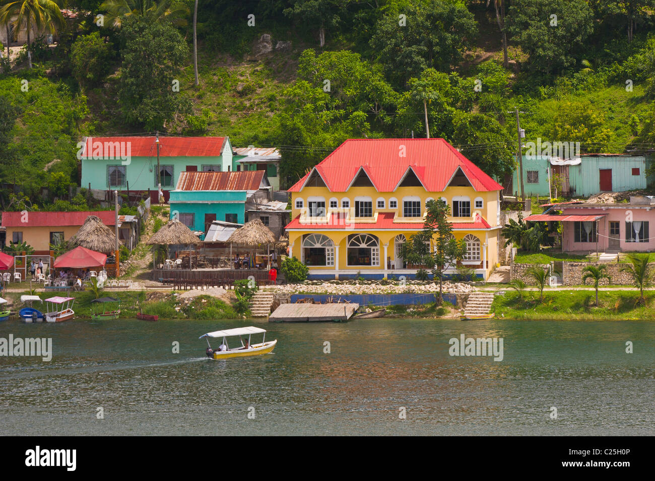 Launcha hi-res stock photography and images - Alamy