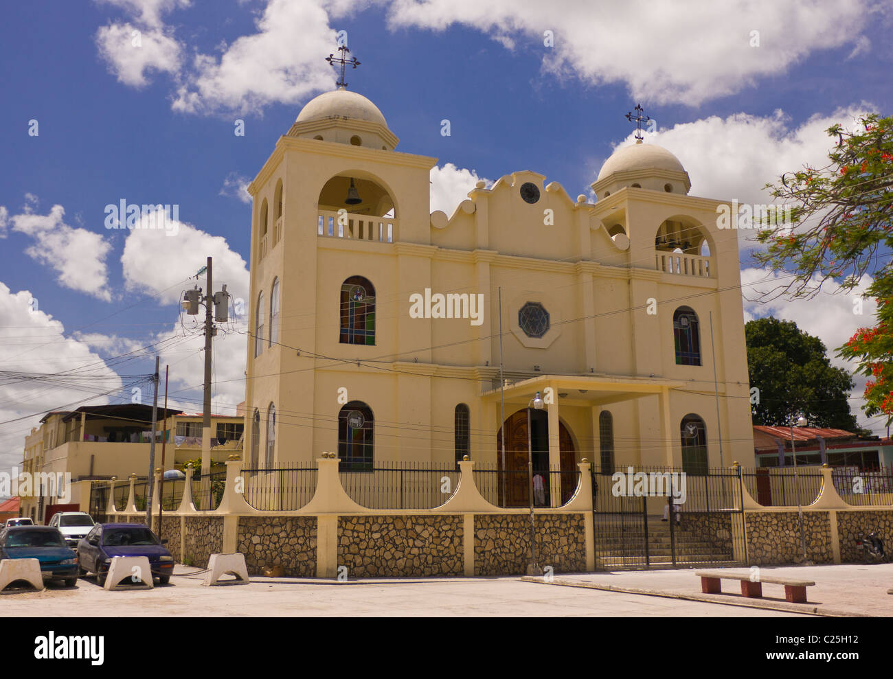 FLORES, GUATEMALA - Catholic church in colonial village of Flores Stock ...