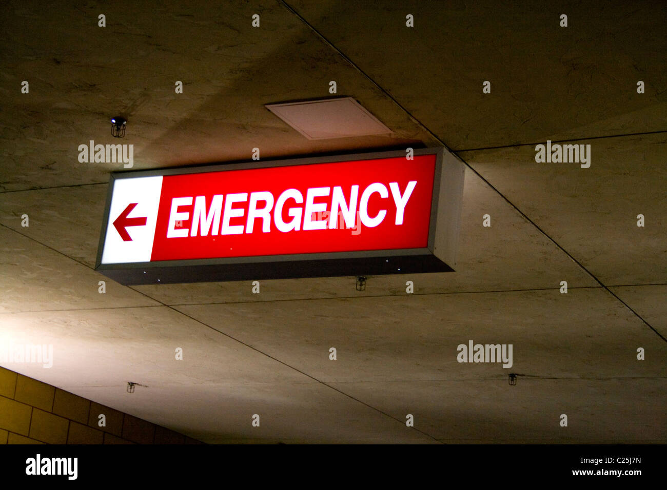 Directional emergency sign with arrow. Abbott Northwestern Hospital ...